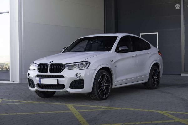 White BMW X4 2014 in Vilnius, with an engine capacity of 3.00 L and mileage of 241 thousand km for 18600 €, photo 3 on AUTOMOTO.COM.LV
