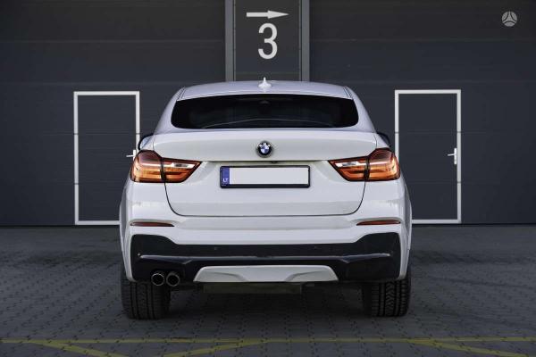 White BMW X4 2014 in Vilnius, with an engine capacity of 3.00 L and mileage of 241 thousand km for 18600 €, photo 6 on AUTOMOTO.COM.LV