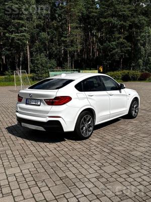 White BMW X4 2014 in Riga, with an engine capacity of 3.00 L and mileage of 270 thousand km for 16500 €, photo 4 on AUTOMOTO.COM.LV