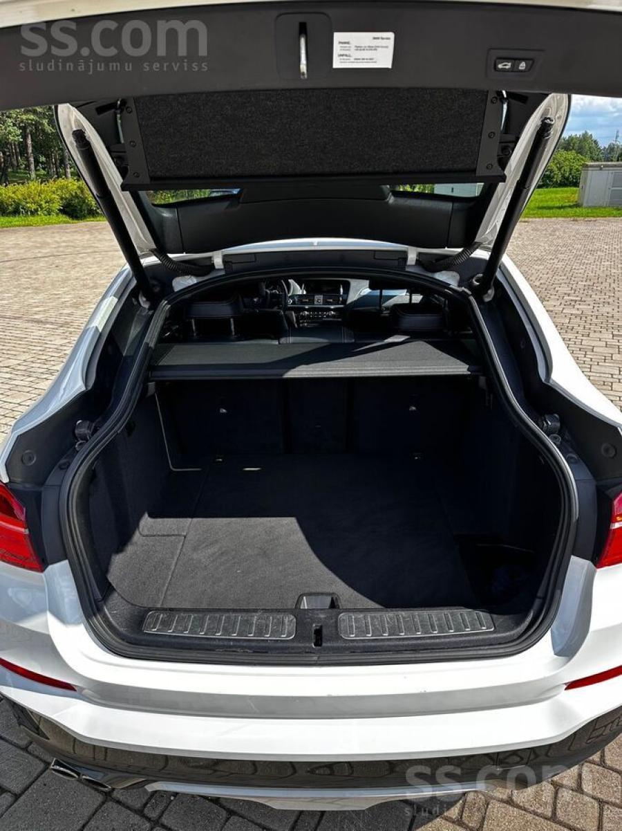 White BMW X4 2014 in Riga, with an engine capacity of 3.00 L and mileage of 270 thousand km for 16500 €, photo 11 on AUTOMOTO.COM.LV