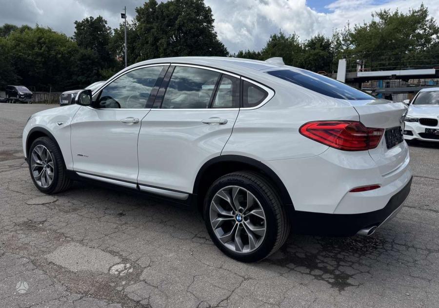 Balts BMW X4 2014 Panevēža, ar dzinēja tilpumu 2.00 L un nobraukumu 232 tūkst. km par 14500 €, foto 4 vietnē AUTOMOTO.COM.LV