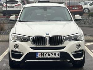 White BMW X4 2015 in Kaunas, with an engine capacity of 2.00 L and mileage of 266 thousand km for 15500 €, photo 13 on AUTOMOTO.COM.LV