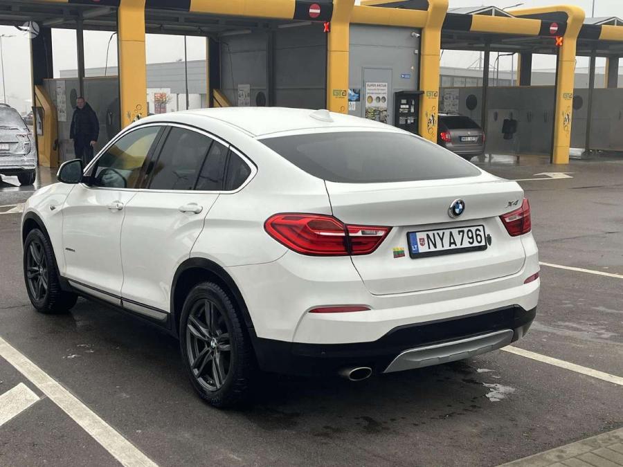 White BMW X4 2015 in Kaunas, with an engine capacity of 2.00 L and mileage of 266 thousand km for 15500 €, photo 14 on AUTOMOTO.COM.LV