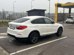 White BMW X4 2015 in Kaunas, with an engine capacity of 2.00 L and mileage of 266 thousand km for 15500 €, photo 15 on AUTOMOTO.COM.LV