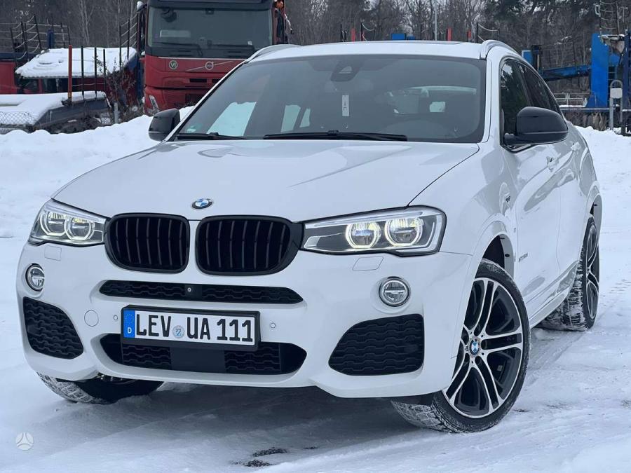 White BMW X4 2015 in Utena, with an engine capacity of 2.99 L and mileage of 190 thousand km for 19400 €, photo 33 on AUTOMOTO.COM.LV