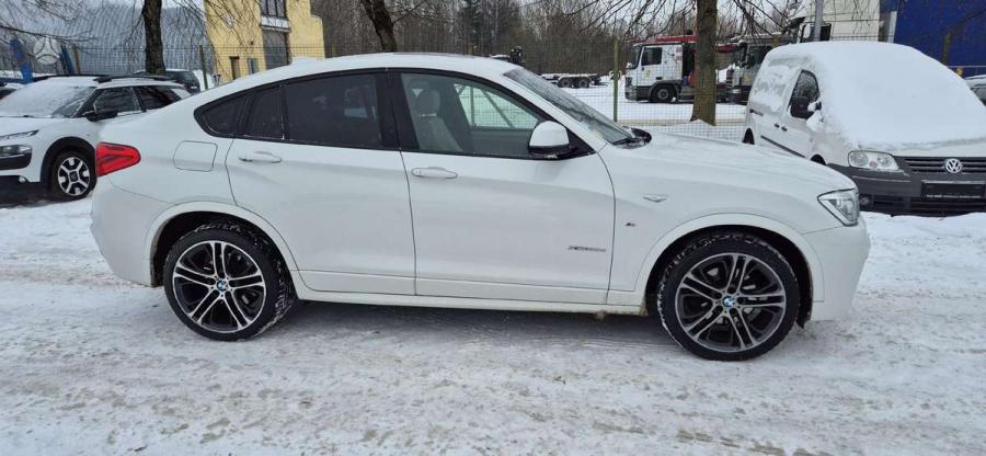 Balts BMW X4 2015 Tauragė, ar dzinēja tilpumu 2.99 L un nobraukumu 238 tūkst. km par 16300 €, foto 4 vietnē AUTOMOTO.COM.LV