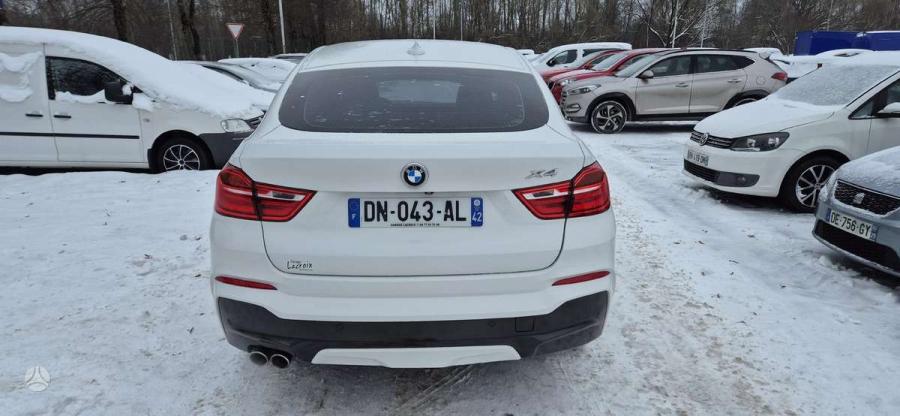 Balts BMW X4 2015 Tauragė, ar dzinēja tilpumu 2.99 L un nobraukumu 238 tūkst. km par 16300 €, foto 6 vietnē AUTOMOTO.COM.LV