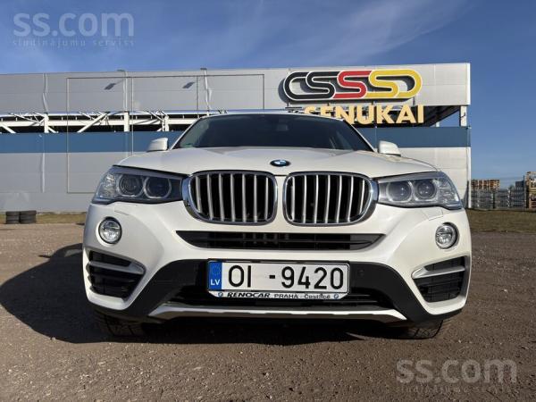 White BMW X4 2015 in Daugavpils, with an engine capacity of 3.00 L and mileage of 182 thousand km for 17700 €, photo 8 on AUTOMOTO.COM.LV