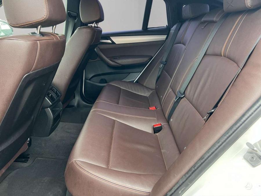 White BMW X4 2015 in Kaunas, with an engine capacity of 2.00 L and mileage of 307 thousand km for 16999 €, photo 12 on AUTOMOTO.COM.LV