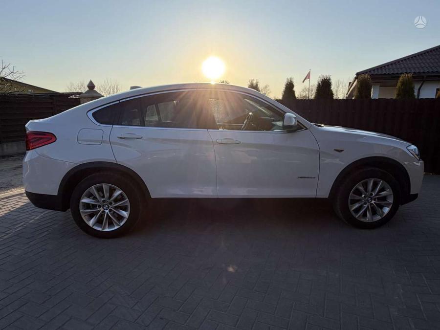 Balts BMW X4 2015 Kelmė, ar dzinēja tilpumu 2.00 L un nobraukumu 259 tūkst. km par 15900 €, foto 10 vietnē AUTOMOTO.COM.LV