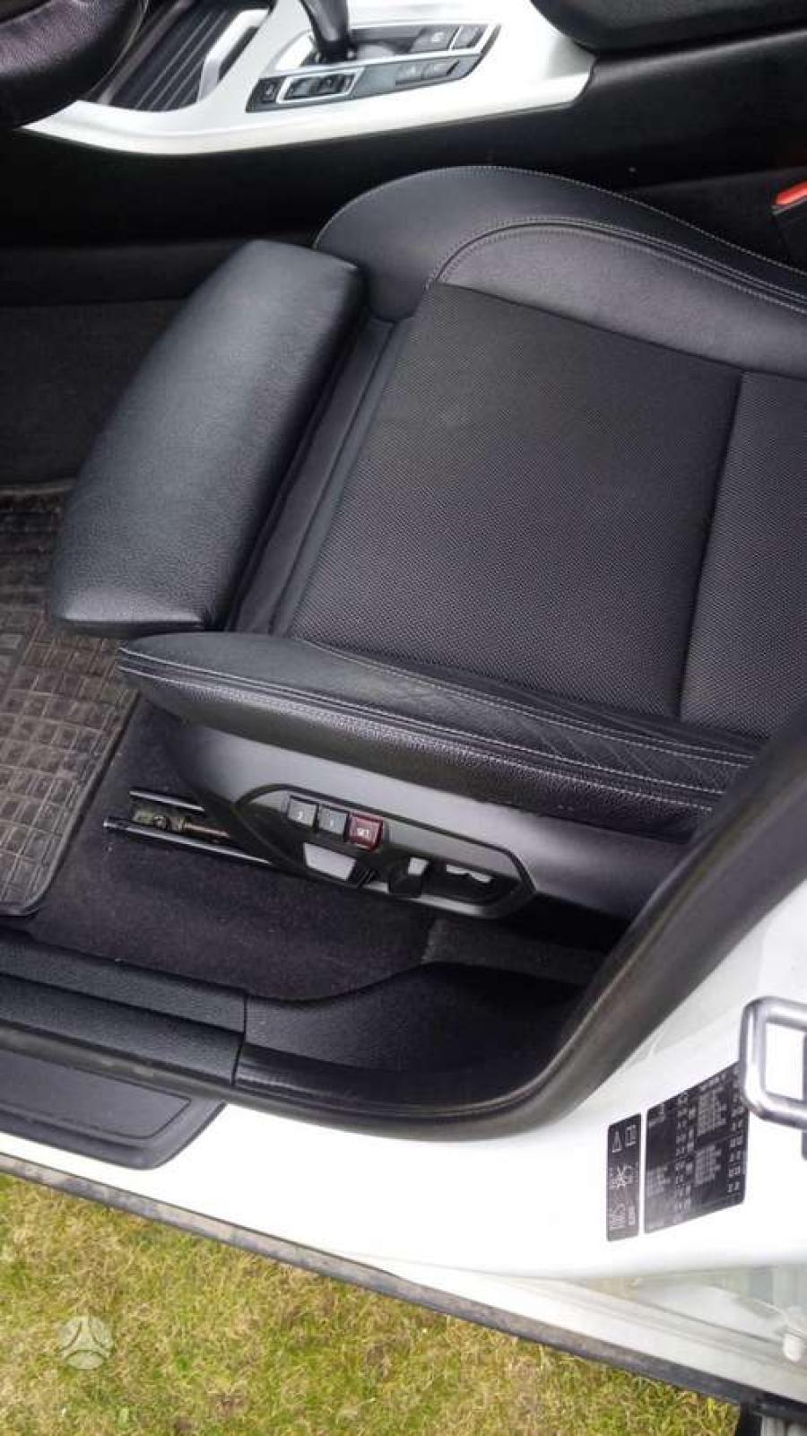 Balts BMW X4 2015 Kelmė, ar dzinēja tilpumu 2.00 L un nobraukumu 259 tūkst. km par 15900 €, foto 18 vietnē AUTOMOTO.COM.LV