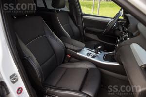 White BMW X4 2015 in Riga, with an engine capacity of 2.00 L and mileage of 207 thousand km for 17800 €, photo 22 on AUTOMOTO.COM.LV