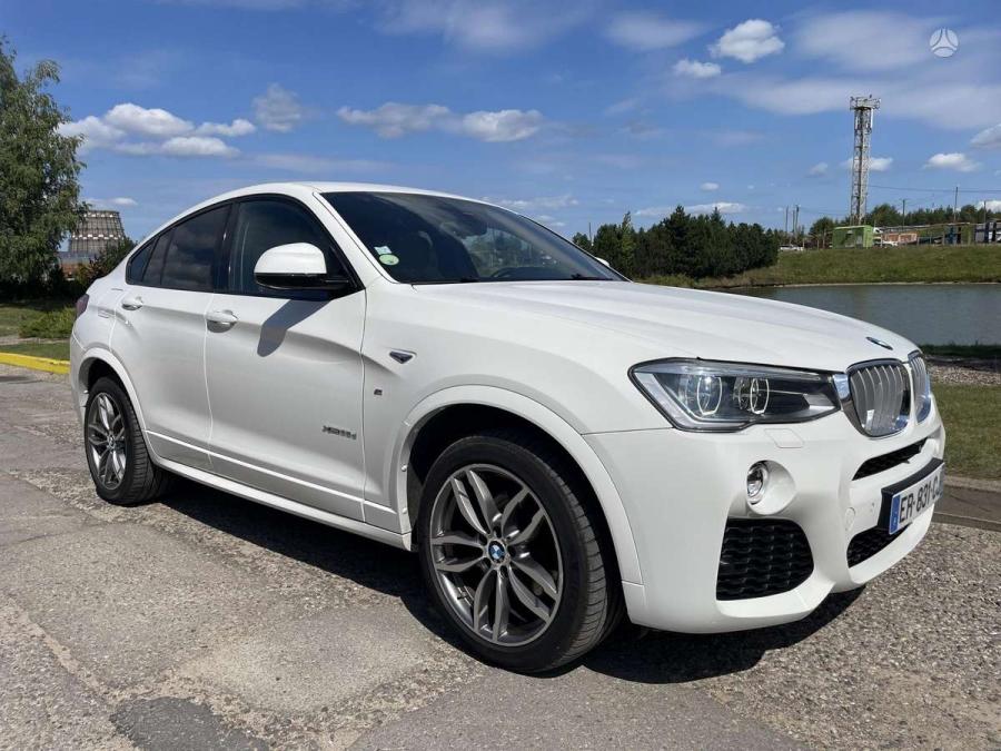White BMW X4 2015 in Vilnius, with an engine capacity of 2.99 L and mileage of 204 thousand km for 15900 €, photo 3 on AUTOMOTO.COM.LV