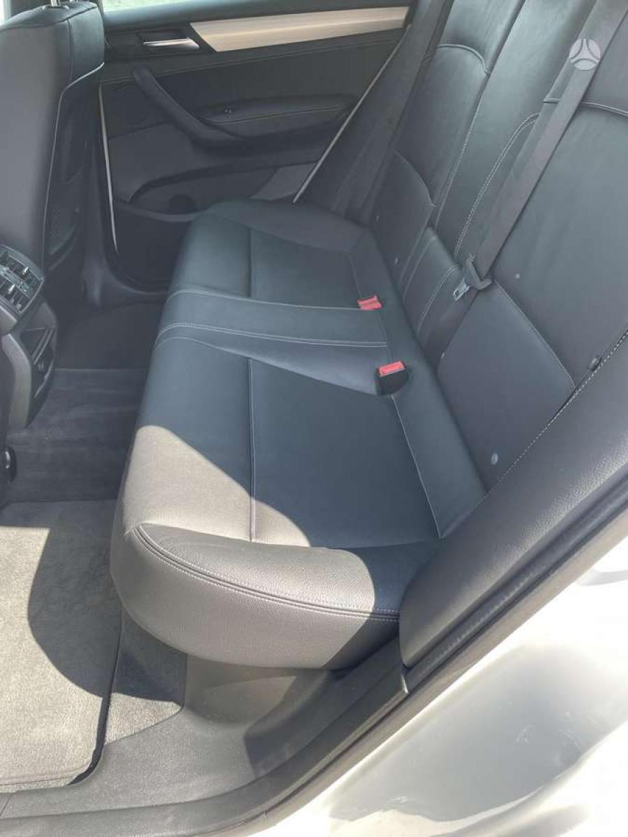 White BMW X4 2015 in Vilnius, with an engine capacity of 2.99 L and mileage of 204 thousand km for 15900 €, photo 12 on AUTOMOTO.COM.LV