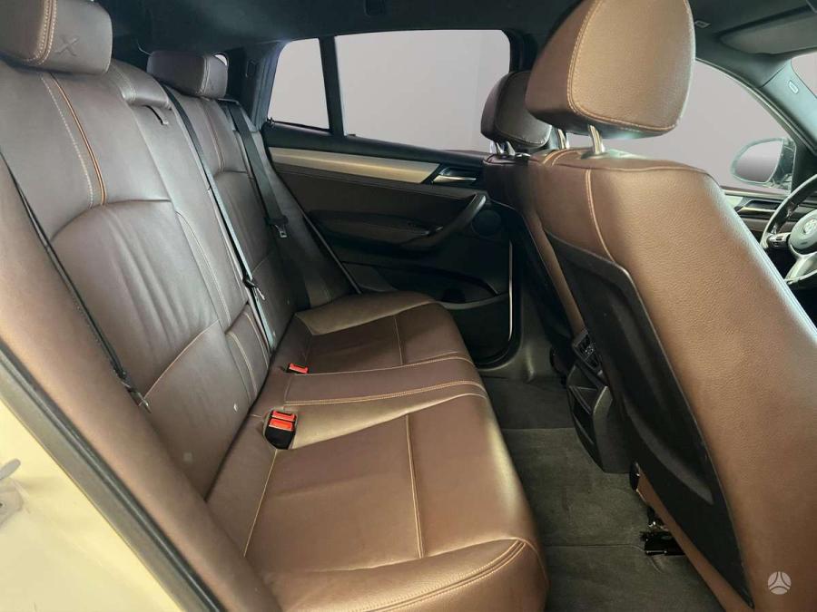 Balts BMW X4 2015 Kauņa, ar dzinēja tilpumu 2.00 L un nobraukumu 307 tūkst. km par 16999 €, foto 10 vietnē AUTOMOTO.COM.LV