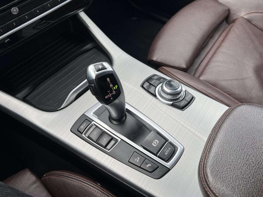 Balts BMW X4 2015 Kauņa, ar dzinēja tilpumu 2.00 L un nobraukumu 307 tūkst. km par 16999 €, foto 16 vietnē AUTOMOTO.COM.LV