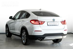White BMW X4 2015 in Riga, with an engine capacity of 3.00 L and mileage of 182 thousand km for 15990 €, photo 4 on AUTOMOTO.COM.LV