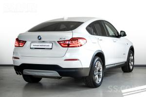 White BMW X4 2015 in Riga, with an engine capacity of 3.00 L and mileage of 182 thousand km for 15990 €, photo 5 on AUTOMOTO.COM.LV