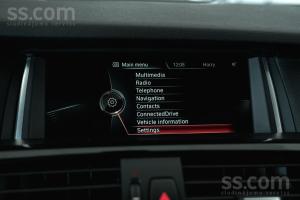White BMW X4 2015 in Riga, with an engine capacity of 3.00 L and mileage of 182 thousand km for 15990 €, photo 14 on AUTOMOTO.COM.LV