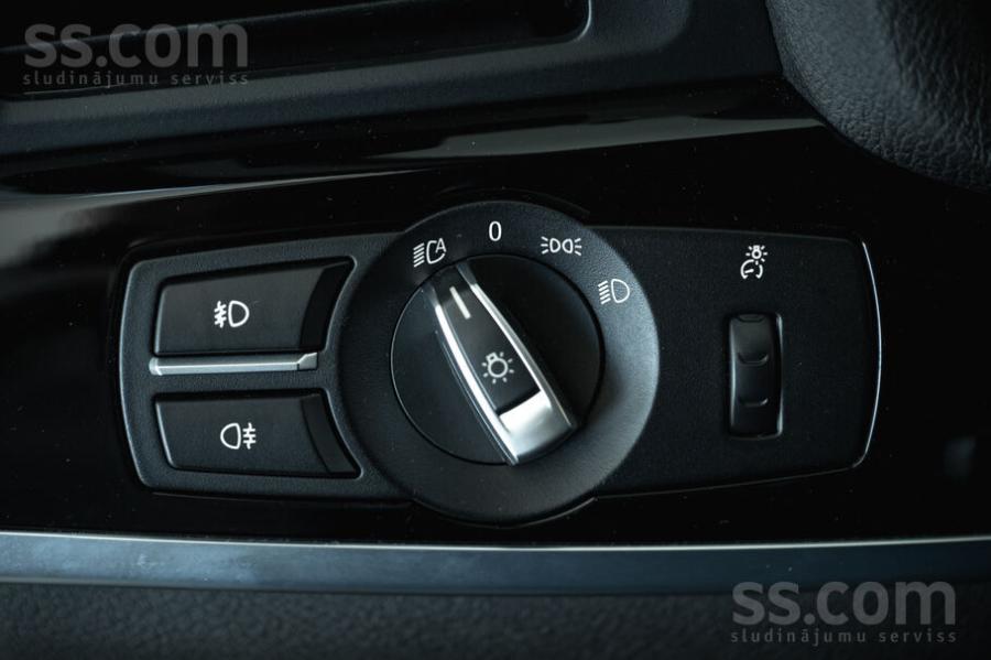 White BMW X4 2015 in Riga, with an engine capacity of 3.00 L and mileage of 182 thousand km for 15990 €, photo 15 on AUTOMOTO.COM.LV