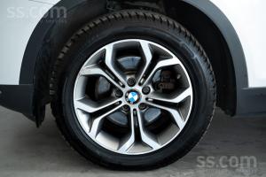 White BMW X4 2015 in Riga, with an engine capacity of 3.00 L and mileage of 182 thousand km for 15990 €, photo 22 on AUTOMOTO.COM.LV