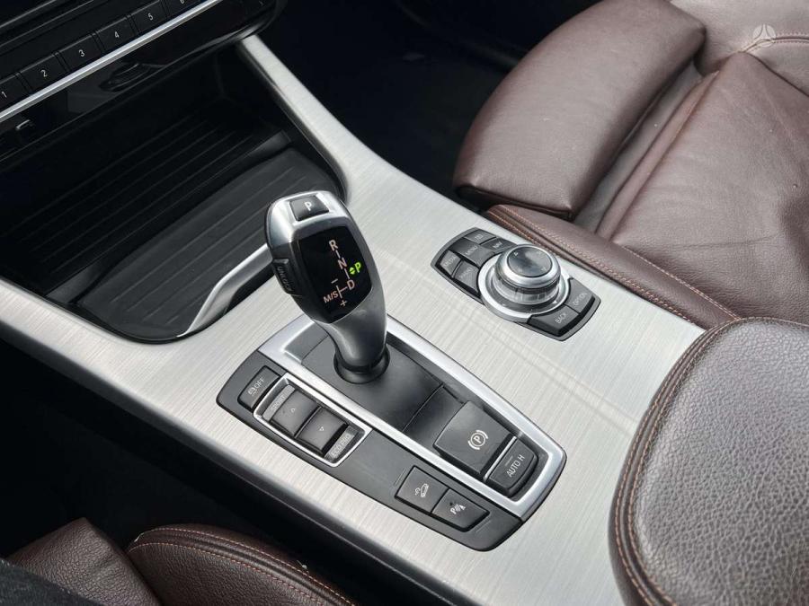 Balts BMW X4 2015 Kauņa, ar dzinēja tilpumu 2.00 L un nobraukumu 307 tūkst. km par 16999 €, foto 16 vietnē AUTOMOTO.COM.LV