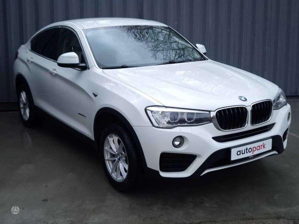 White BMW X4 2016 in Vilnius, with an engine capacity of 2.00 L and mileage of 210 thousand km for 15900 €, photo 2 on AUTOMOTO.COM.LV