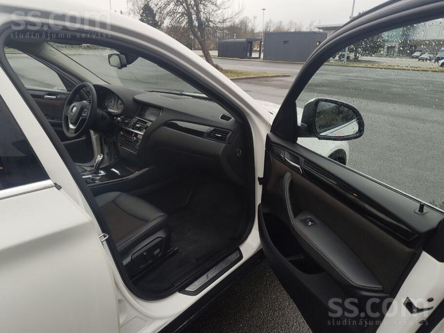 White BMW X4 2016 in Riga, with an engine capacity of 2.00 L and mileage of 164 thousand km for 18300 €, photo 13 on AUTOMOTO.COM.LV