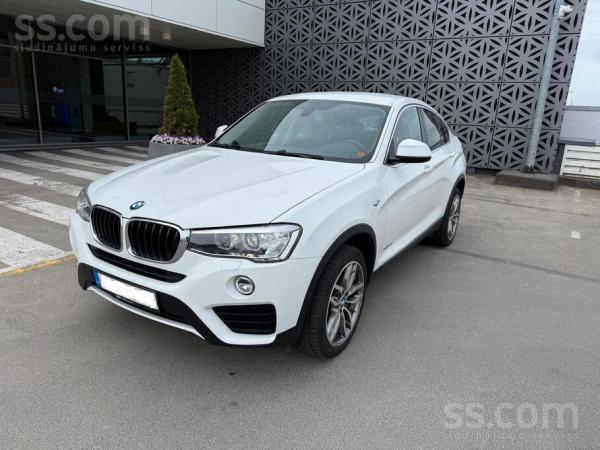 White BMW X4 2016 in Riga, with an engine capacity of 2.00 L and mileage of 138 thousand km for 17650 €, photo 3 on AUTOMOTO.COM.LV