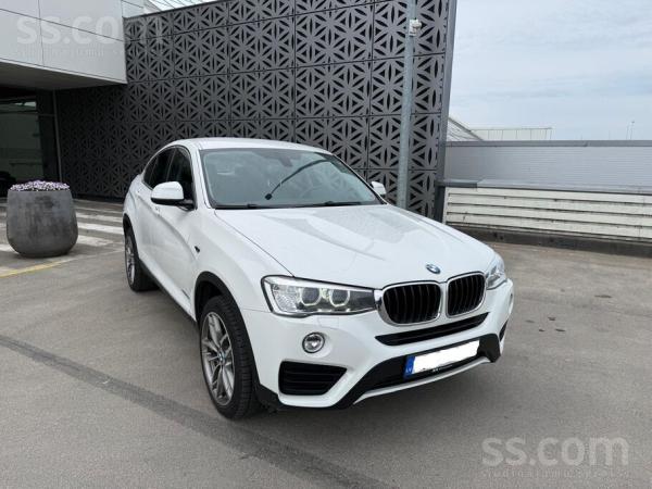White BMW X4 2016 in Riga, with an engine capacity of 2.00 L and mileage of 138 thousand km for 17650 €, photo 4 on AUTOMOTO.COM.LV