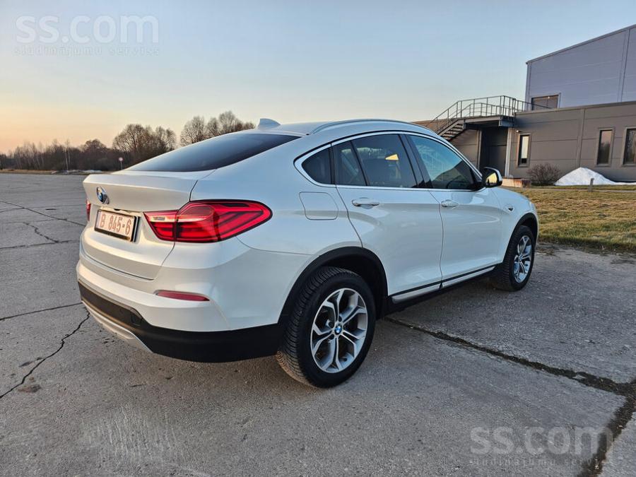 White BMW X4 2016 in Riga, with an engine capacity of 2.00 L and mileage of 180 thousand km for 16990 €, photo 10 on AUTOMOTO.COM.LV
