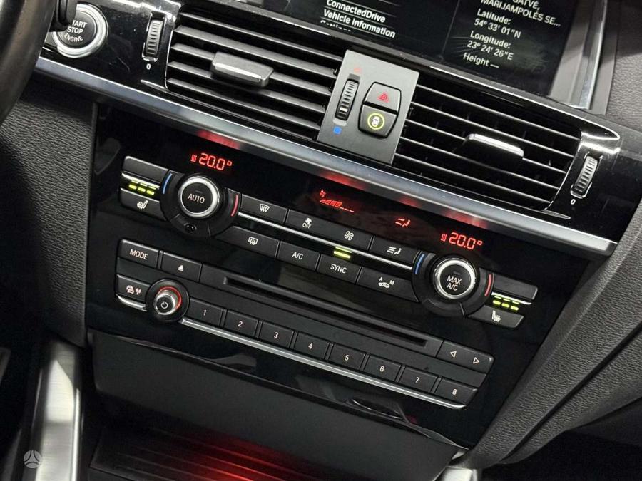 White BMW X4 2016 in Marijampole, with an engine capacity of 2.99 L and mileage of 303 thousand km for 18350 €, photo 35 on AUTOMOTO.COM.LV