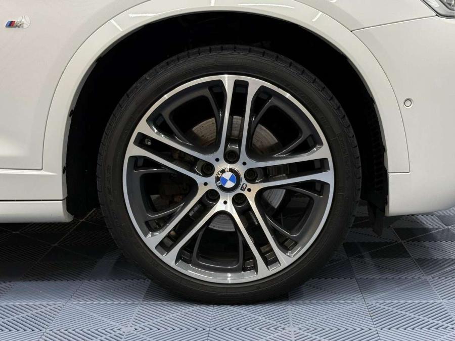White BMW X4 2016 in Marijampole, with an engine capacity of 2.99 L and mileage of 303 thousand km for 18350 €, photo 41 on AUTOMOTO.COM.LV