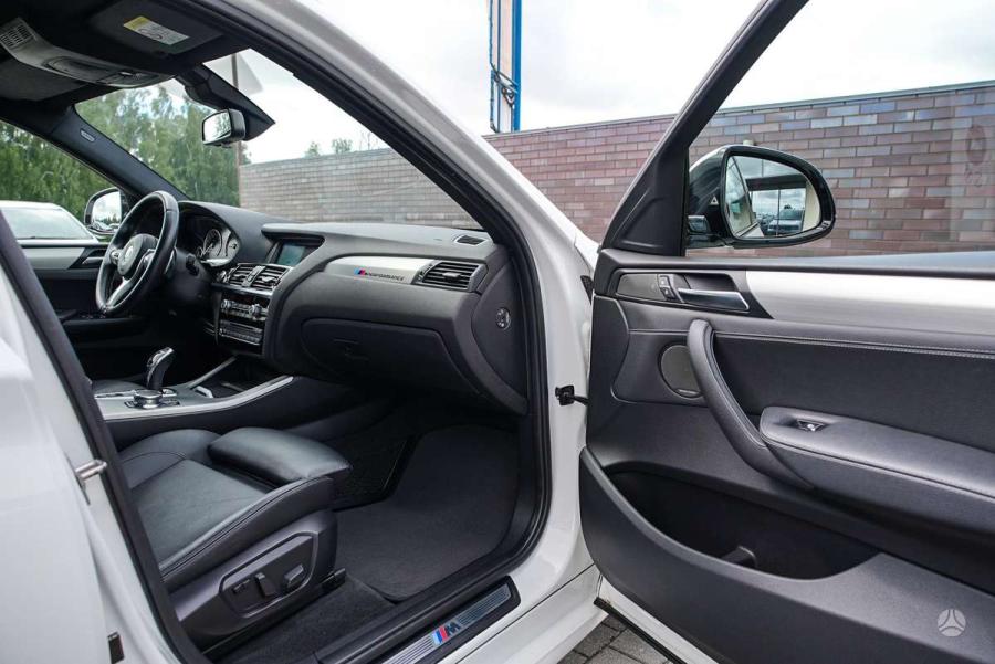 White BMW X4 2016 in Marijampole, with an engine capacity of 2.99 L and mileage of 210 thousand km for 17950 €, photo 38 on AUTOMOTO.COM.LV
