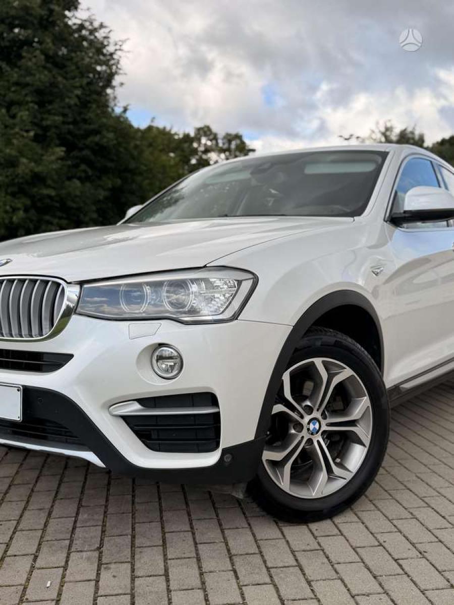 White BMW X4 2016 in Vilnius, with an engine capacity of 2.00 L and mileage of 192 thousand km for 18000 €, photo 5 on AUTOMOTO.COM.LV