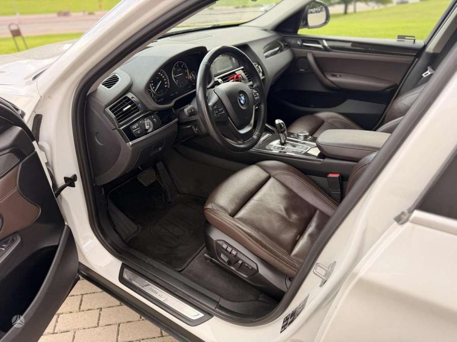 White BMW X4 2016 in Vilnius, with an engine capacity of 2.00 L and mileage of 192 thousand km for 18000 €, photo 11 on AUTOMOTO.COM.LV