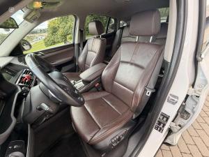 White BMW X4 2016 in Vilnius, with an engine capacity of 2.00 L and mileage of 192 thousand km for 18000 €, photo 13 on AUTOMOTO.COM.LV
