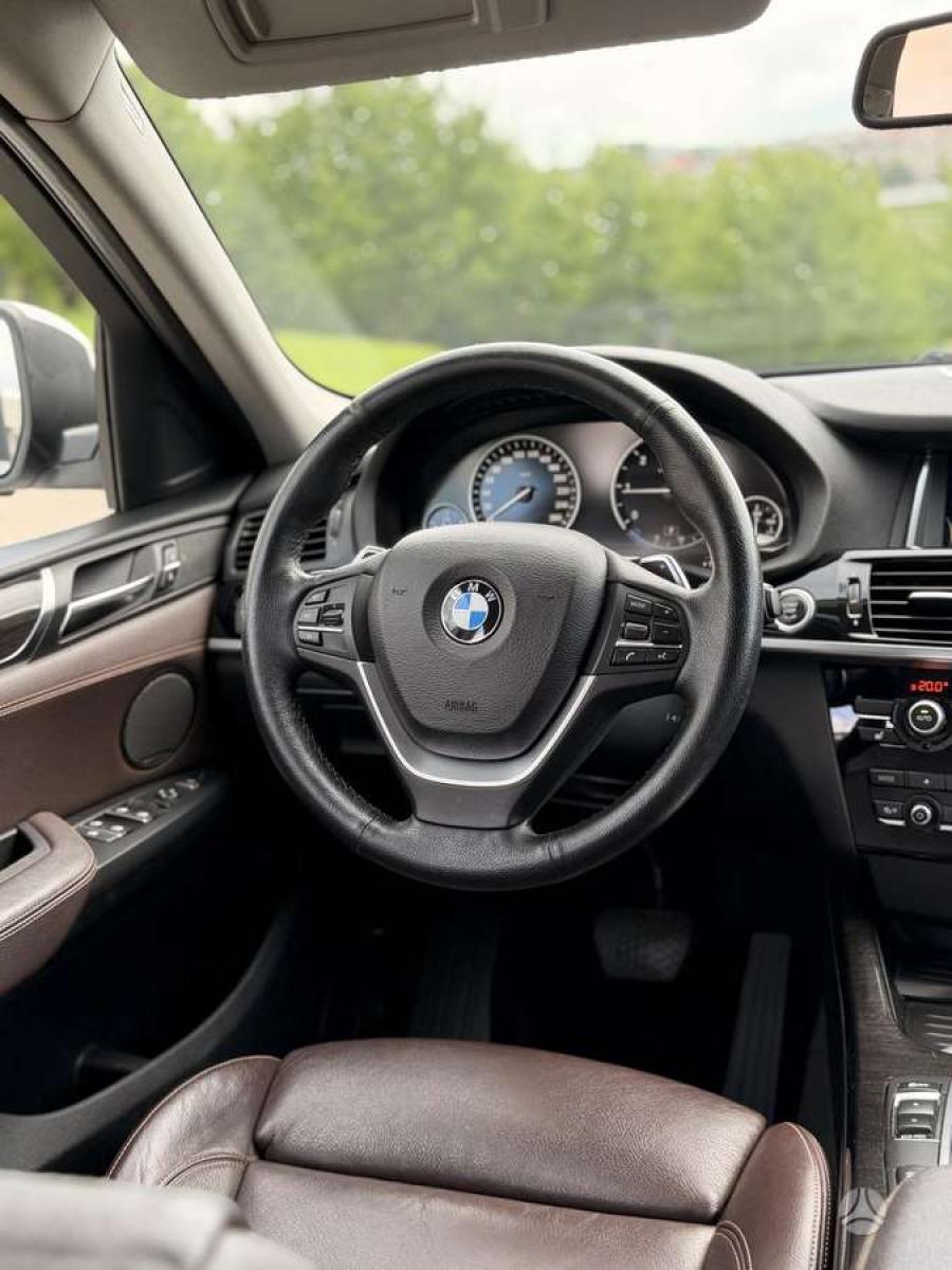 White BMW X4 2016 in Vilnius, with an engine capacity of 2.00 L and mileage of 192 thousand km for 18000 €, photo 14 on AUTOMOTO.COM.LV