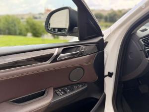 White BMW X4 2016 in Vilnius, with an engine capacity of 2.00 L and mileage of 192 thousand km for 18000 €, photo 15 on AUTOMOTO.COM.LV