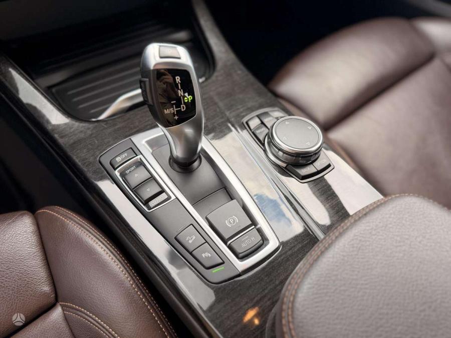 White BMW X4 2016 in Vilnius, with an engine capacity of 2.00 L and mileage of 192 thousand km for 18000 €, photo 19 on AUTOMOTO.COM.LV