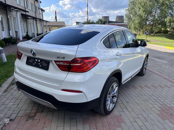 White BMW X4 2016 in Vilnius, with an engine capacity of 2.00 L and mileage of 230 thousand km for 15700 €, photo 9 on AUTOMOTO.COM.LV