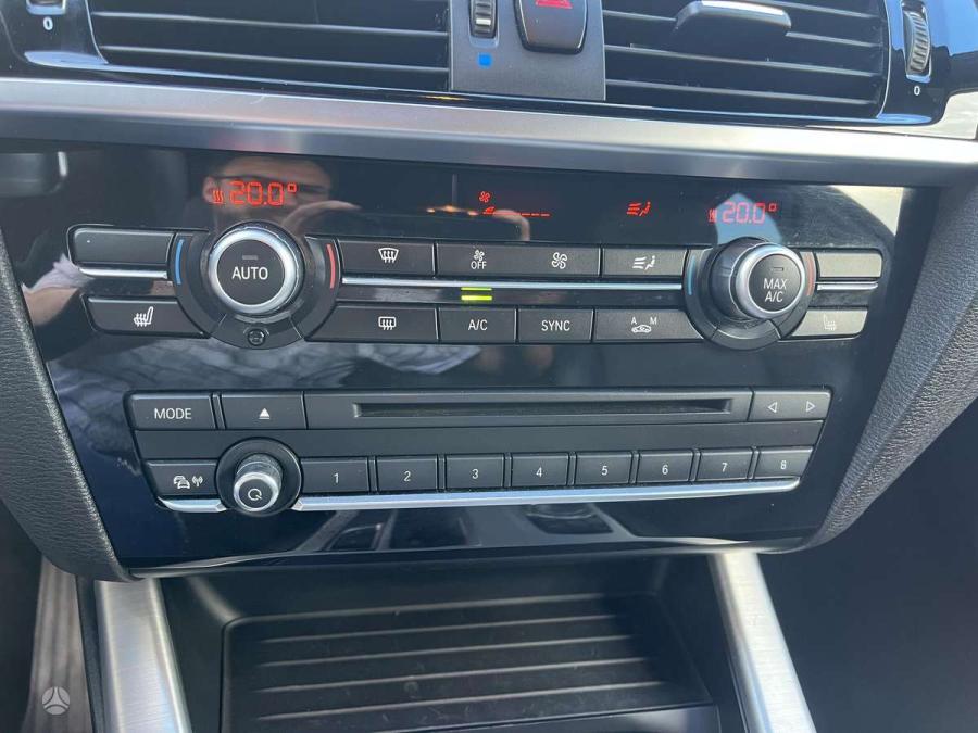 Balts BMW X4 2016 Viļņa, ar dzinēja tilpumu 2.00 L un nobraukumu 230 tūkst. km par 15700 €, foto 23 vietnē AUTOMOTO.COM.LV