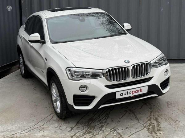 White BMW X4 2017 in Vilnius, with an engine capacity of 2.99 L and mileage of 231 thousand km for 21000 €, photo 2 on AUTOMOTO.COM.LV
