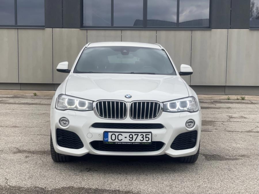 White BMW X4 2017 in Riga, with an engine capacity of 3.00 L and mileage of 282 thousand km for 20990 €, photo 3 on AUTOMOTO.COM.LV