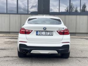 White BMW X4 2017 in Riga, with an engine capacity of 3.00 L and mileage of 282 thousand km for 20990 €, photo 6 on AUTOMOTO.COM.LV