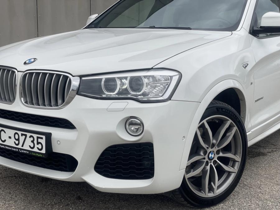 White BMW X4 2017 in Riga, with an engine capacity of 3.00 L and mileage of 282 thousand km for 20990 €, photo 8 on AUTOMOTO.COM.LV