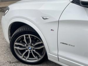 White BMW X4 2017 in Riga, with an engine capacity of 3.00 L and mileage of 282 thousand km for 20990 €, photo 9 on AUTOMOTO.COM.LV