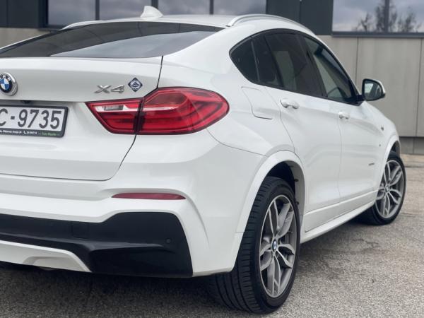 White BMW X4 2017 in Riga, with an engine capacity of 3.00 L and mileage of 282 thousand km for 20990 €, photo 9 on AUTOMOTO.COM.LV