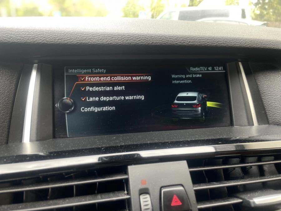 White BMW X4 2017 in Riga, with an engine capacity of 3.00 L and mileage of 282 thousand km for 20990 €, photo 30 on AUTOMOTO.COM.LV