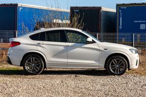White BMW X4 2017 in Riga, with an engine capacity of 2.00 L and mileage of 204 thousand km for 20995 €, photo 10 on AUTOMOTO.COM.LV